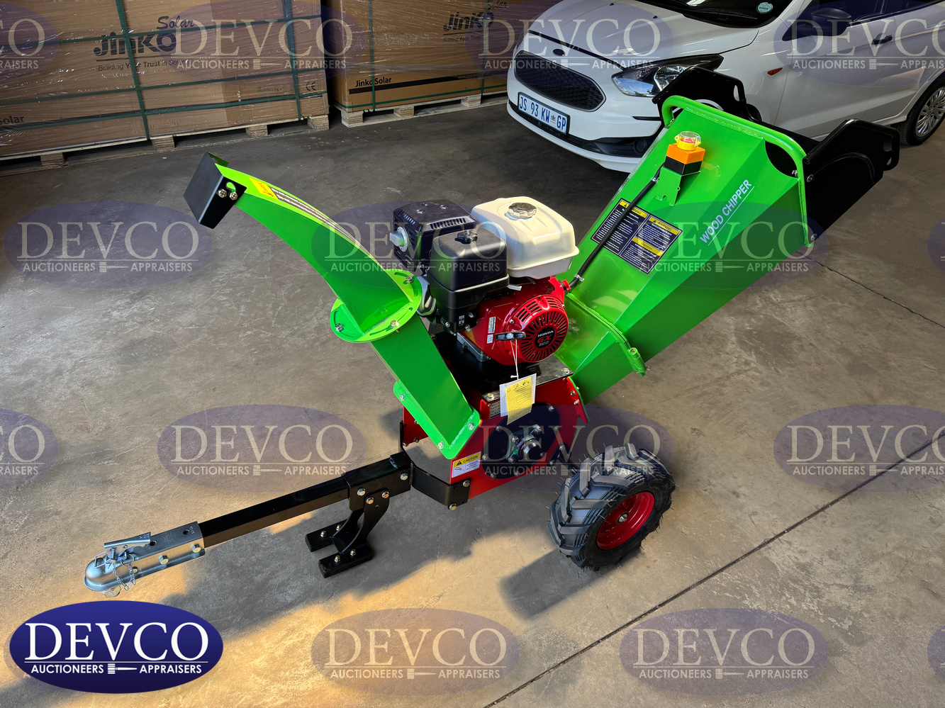 2024 13hp Wood Chipper with Honda GX390 Engine | Devco Auction