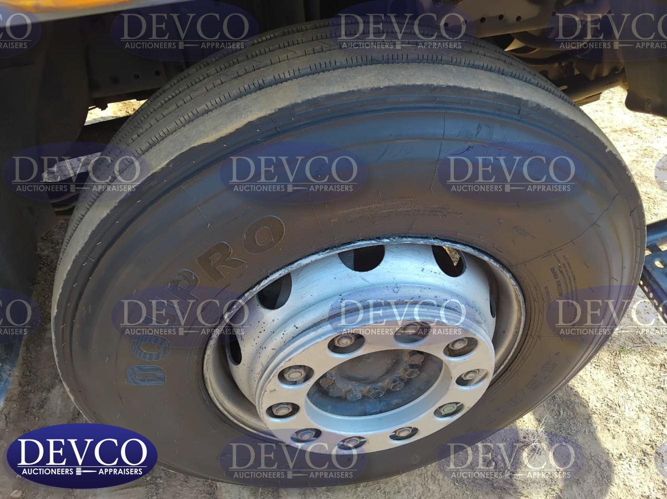 2002 MAN LE26-280 Tautliner Truck | Devco Auction