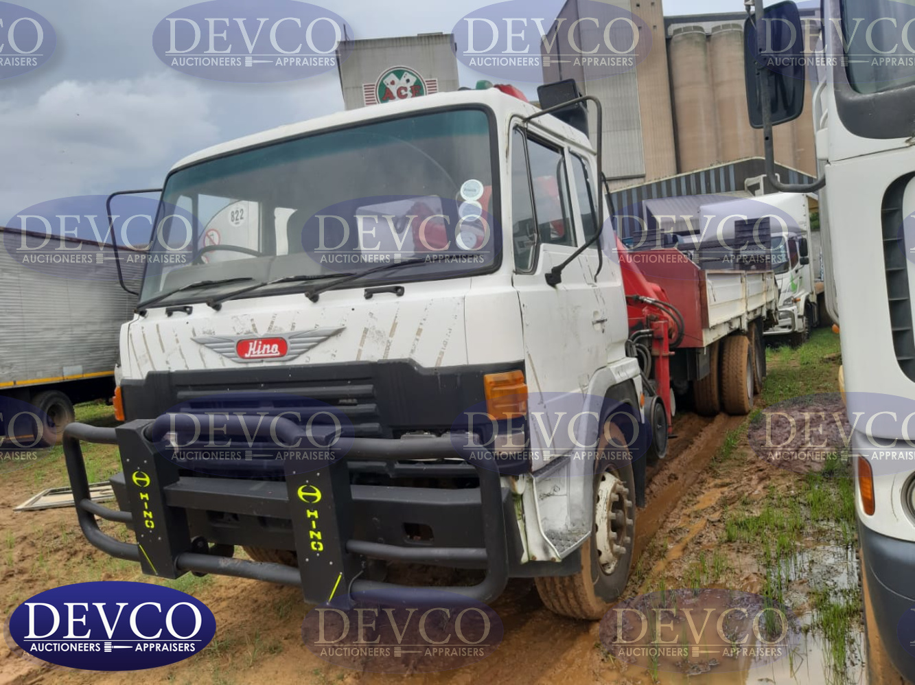 1992 Hino F Series With HIAB 6 Ton Crane | Devco Auction