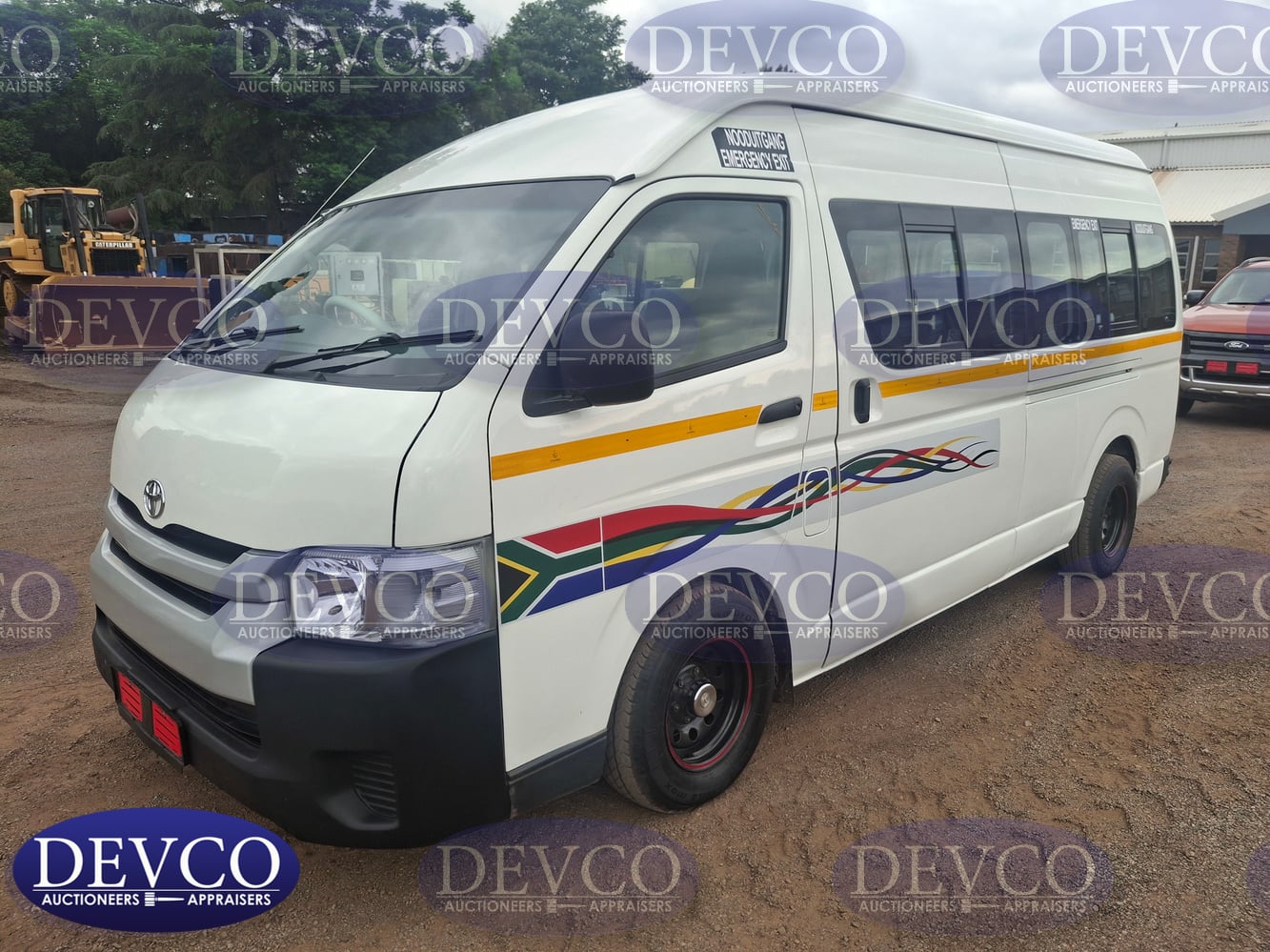 2020Toyota HiAce 15 Seater Bus | Devco Auction