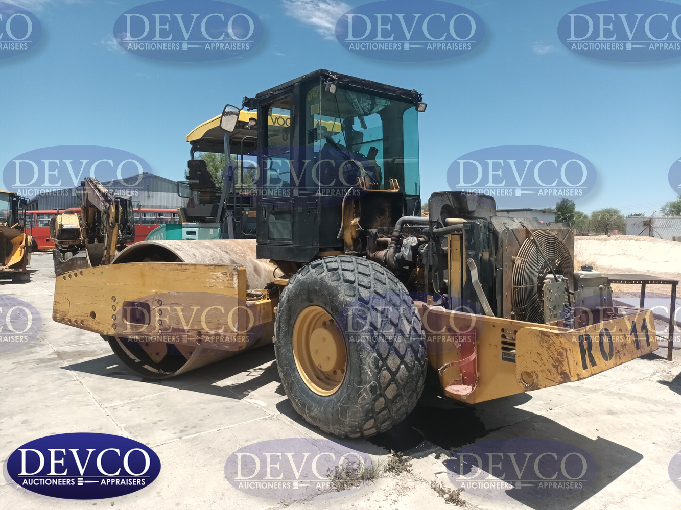 2008 Caterpillar CS76 Smooth Drum Roller (17Ton) (LOCATED IN OKAHANDJA ...