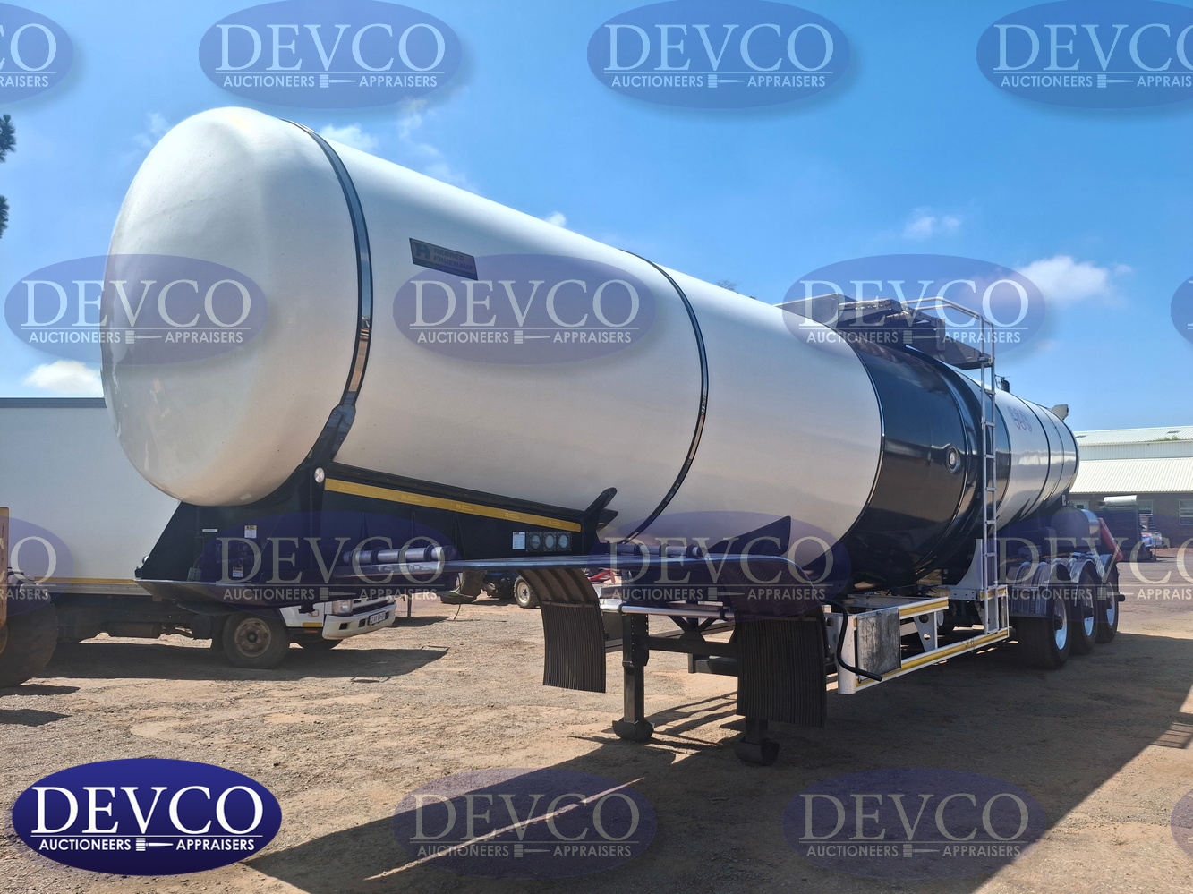 2023 Henred Fruehauf Tri Axle S/S Tanker (HFO, Bituman, Crude Oil ...